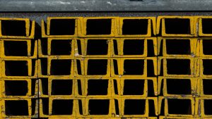 Perbedaan Besi UNP dan CNP: Panduan Lengkap Perwira Steel | Perwira Steel