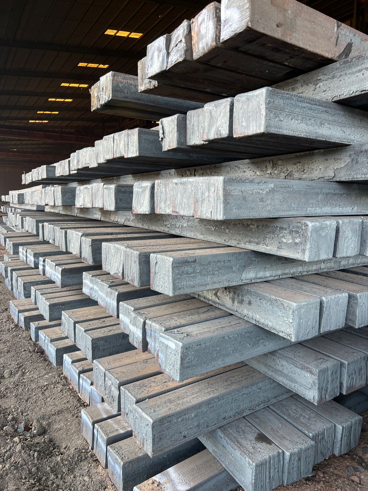 Besi Billet: Bahan Baku Utama Produk Logam & Konstruksi Modern ...