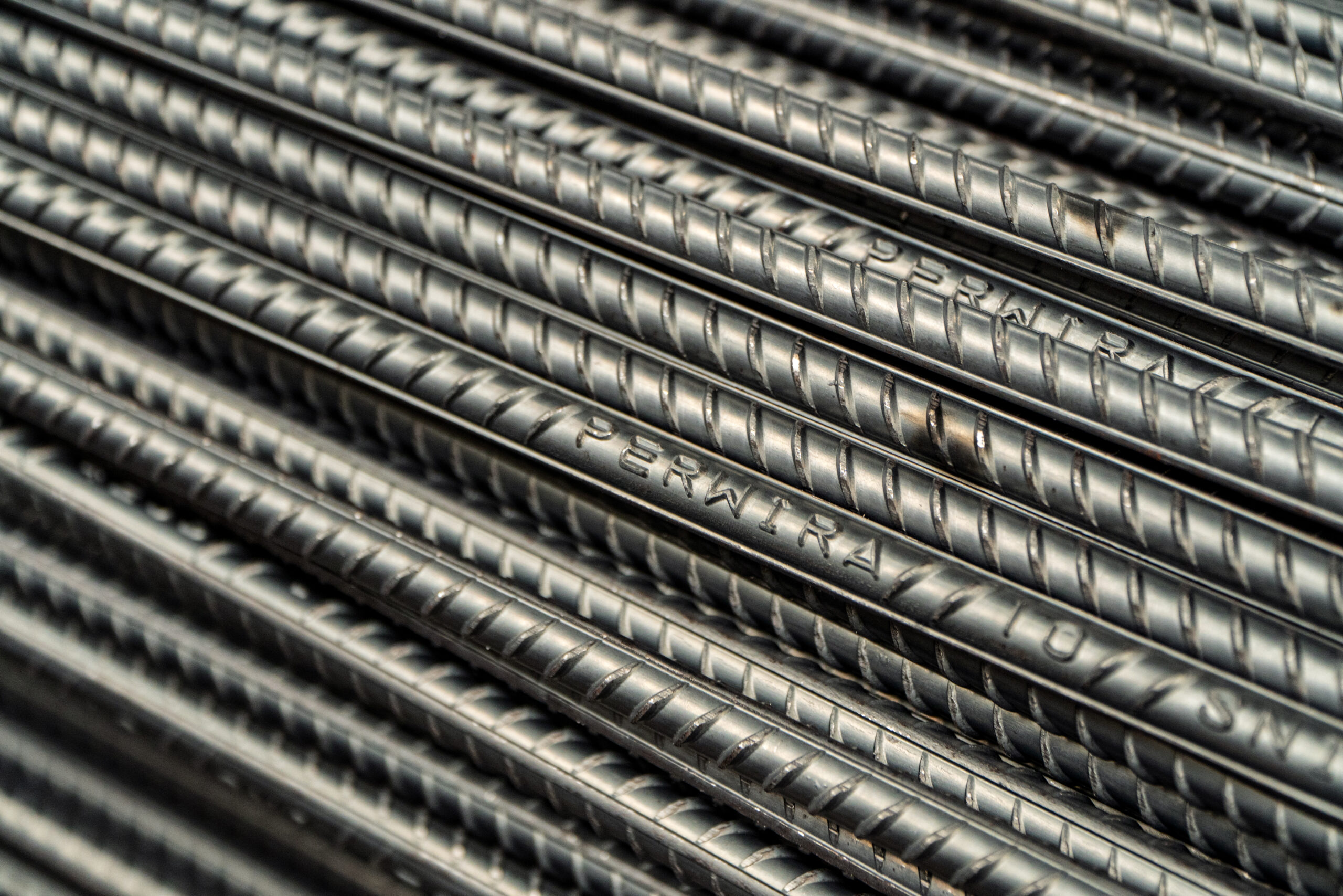 Kisah Nyata: Bagaimana Besi Beton Perwira Steel Menjadi Tulang Punggung ...